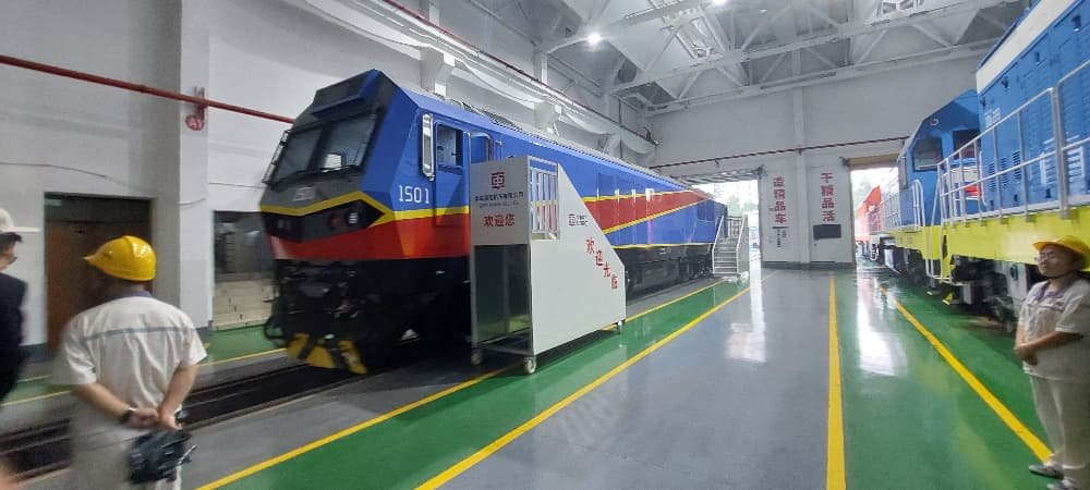 RDC : ONATRA renforce sa flotte ferroviaire avec l’acquisition de cinq ...